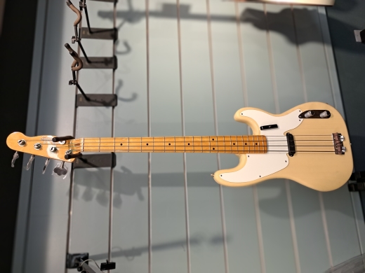 Gear Hunter | Fender American Vintage II '54 P Bass